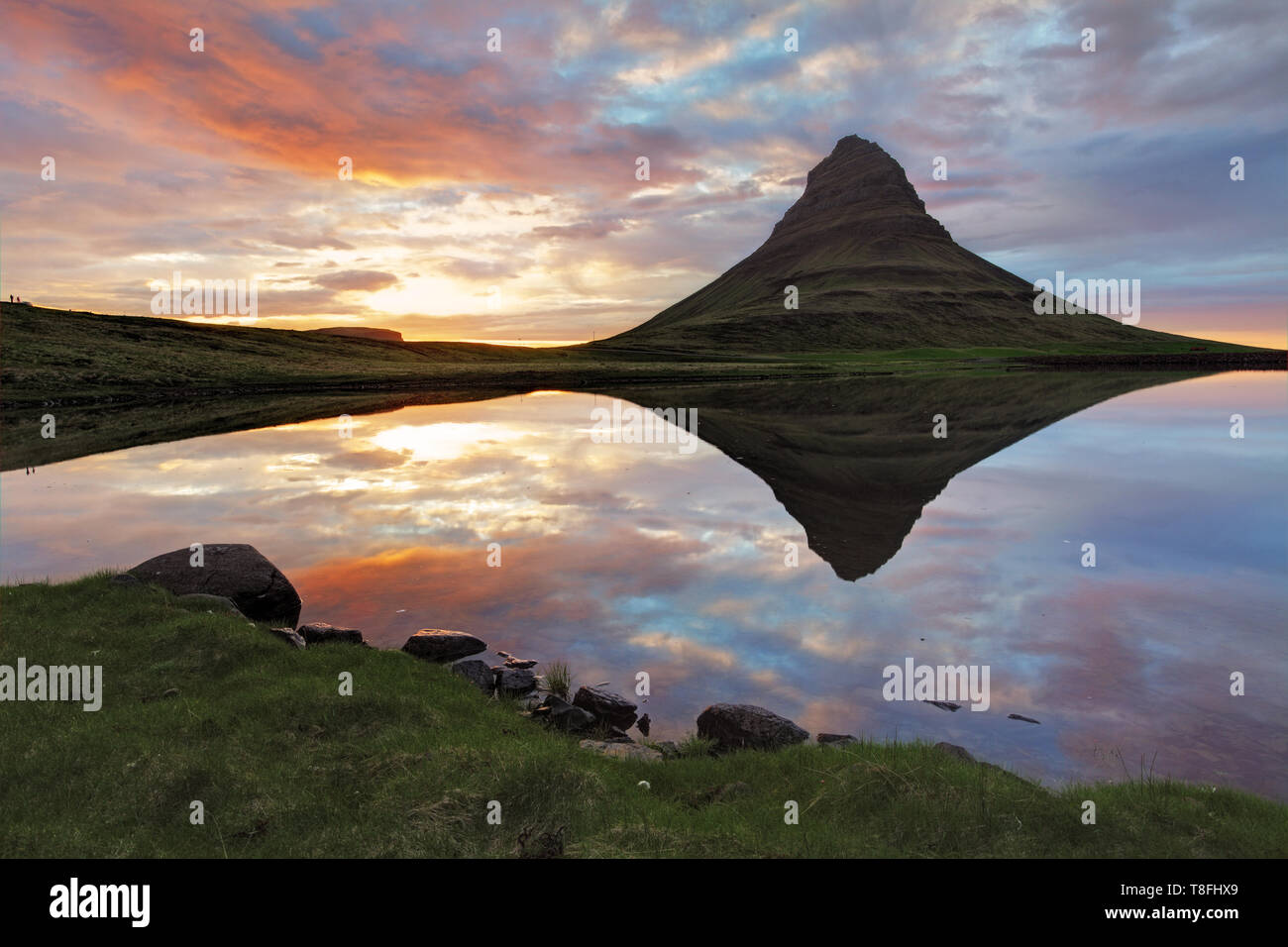 Iceland sunset landscape hi-res stock photography and images - Alamy