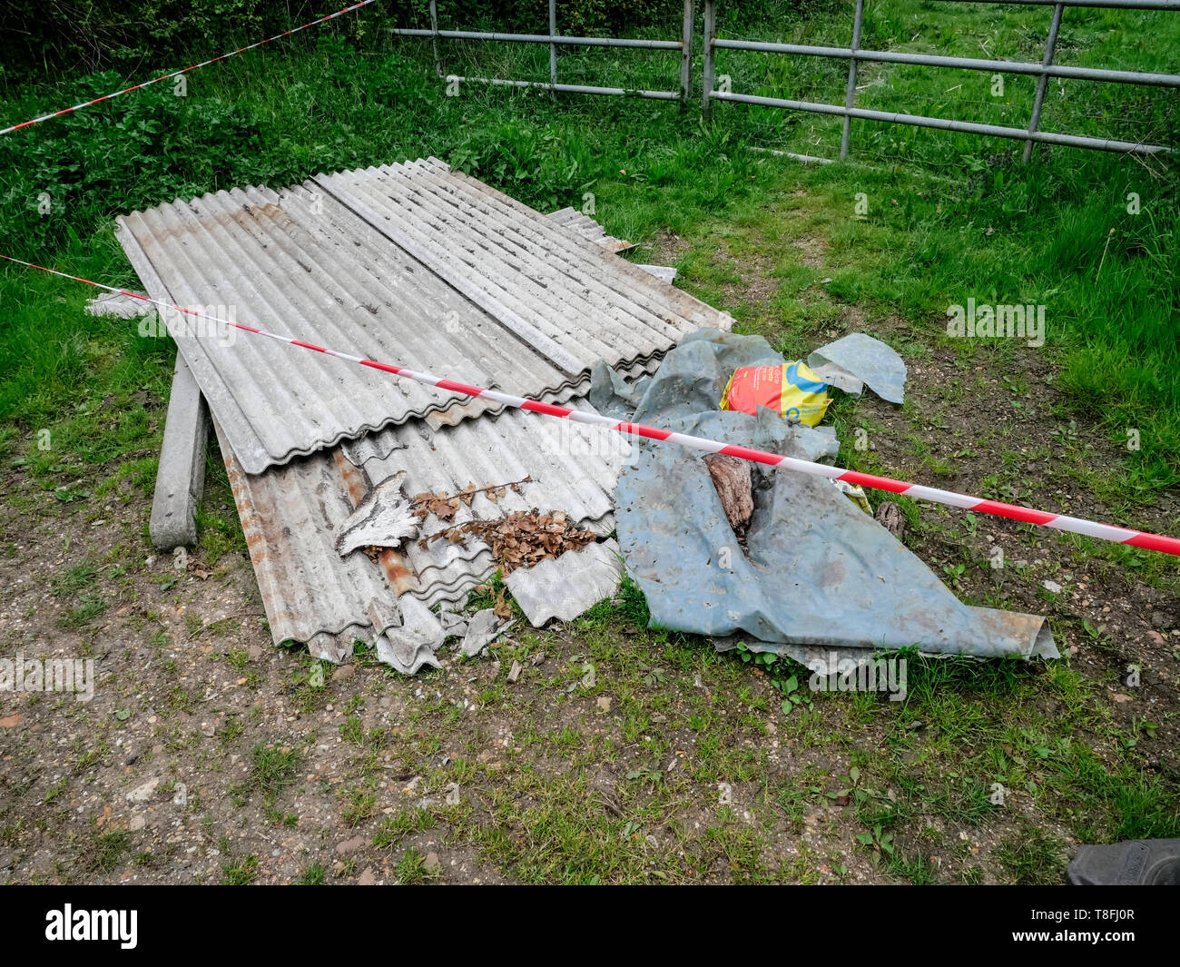 Pile of asbestos hi-res stock photography and images - Alamy