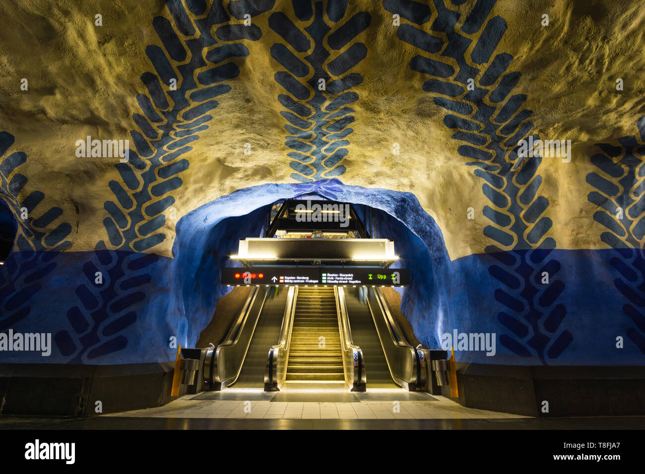 Sweden, Stockholm underground metro tunnelbana station T-Centralen blue ...