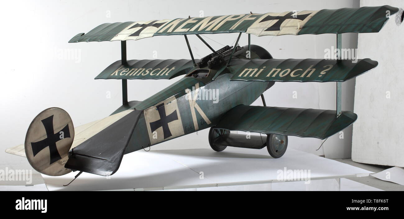 Fokker Dr. I 213/17 - a finely constructed flying model 2 of this ...