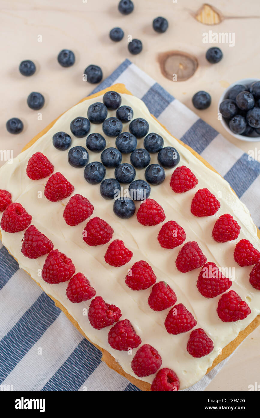 USA Flag Cake Stock Photo - Alamy