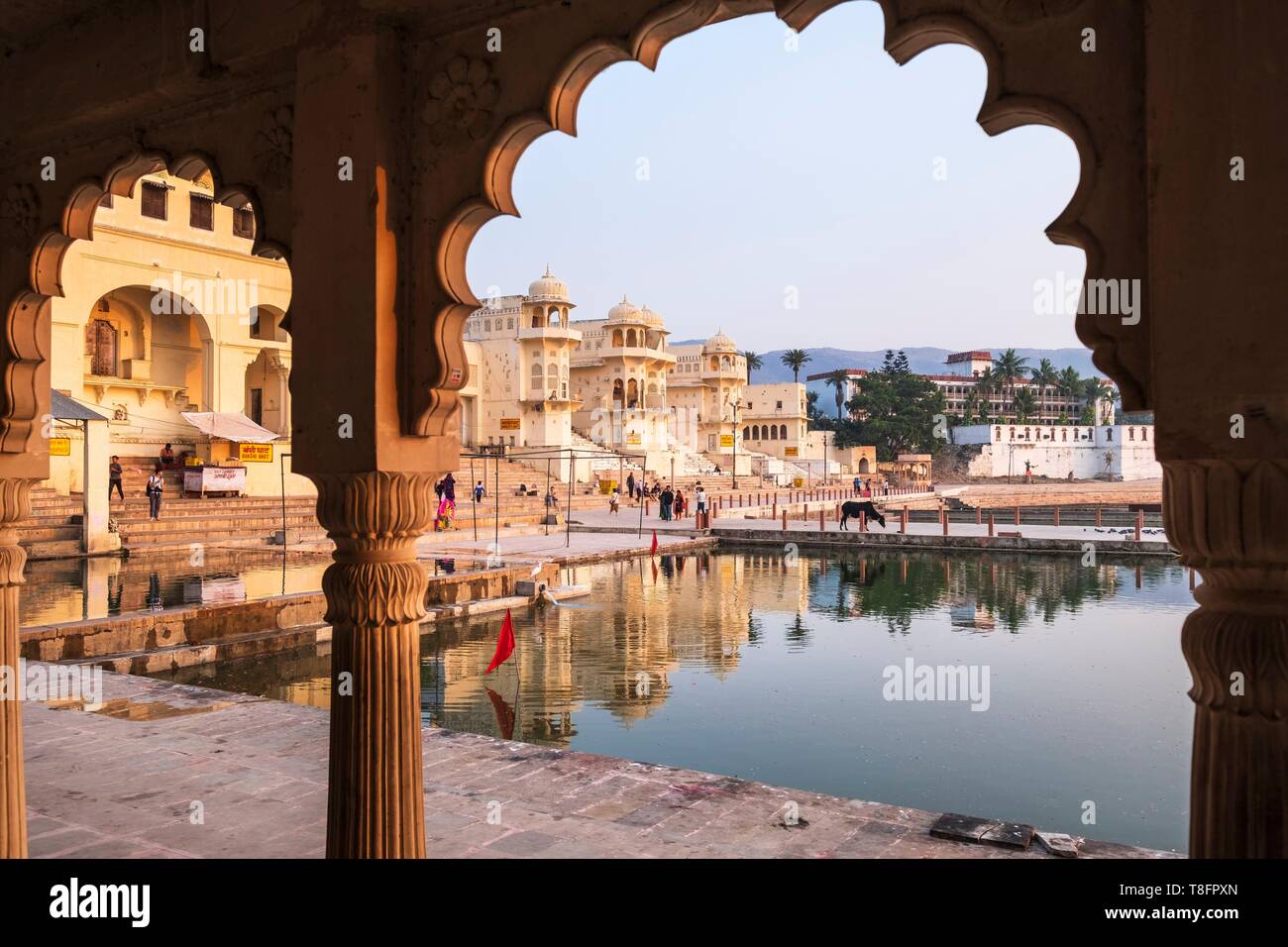 Holy building of hinduism hi-res stock photography and images - Alamy