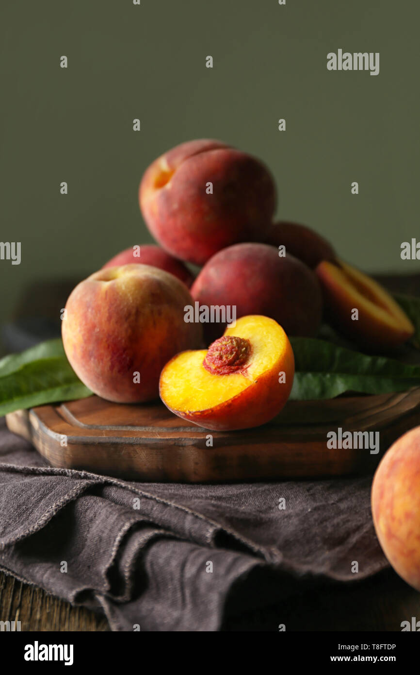 Board sliced peaches on hi-res stock photography and images - Alamy