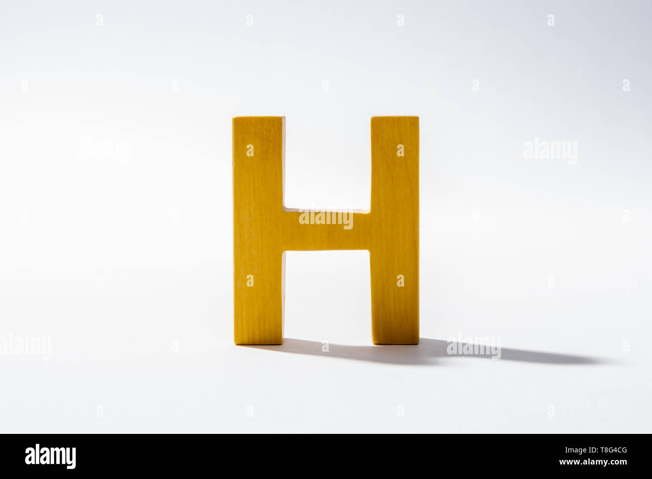 Alphabet h hi-res stock photography and images - Alamy