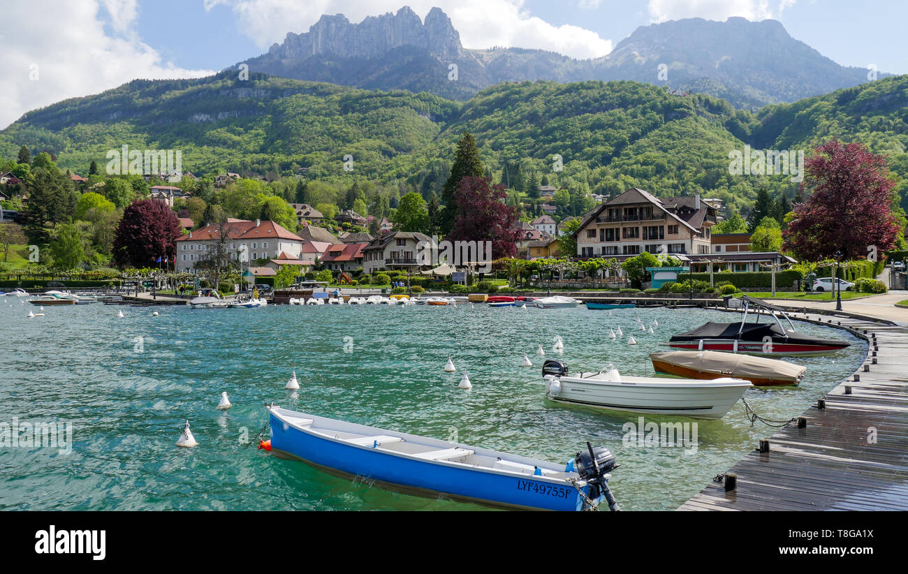 The Bay of Talloire, Annecy Lake, Talloire, Haute-Savoie, France Stock ...