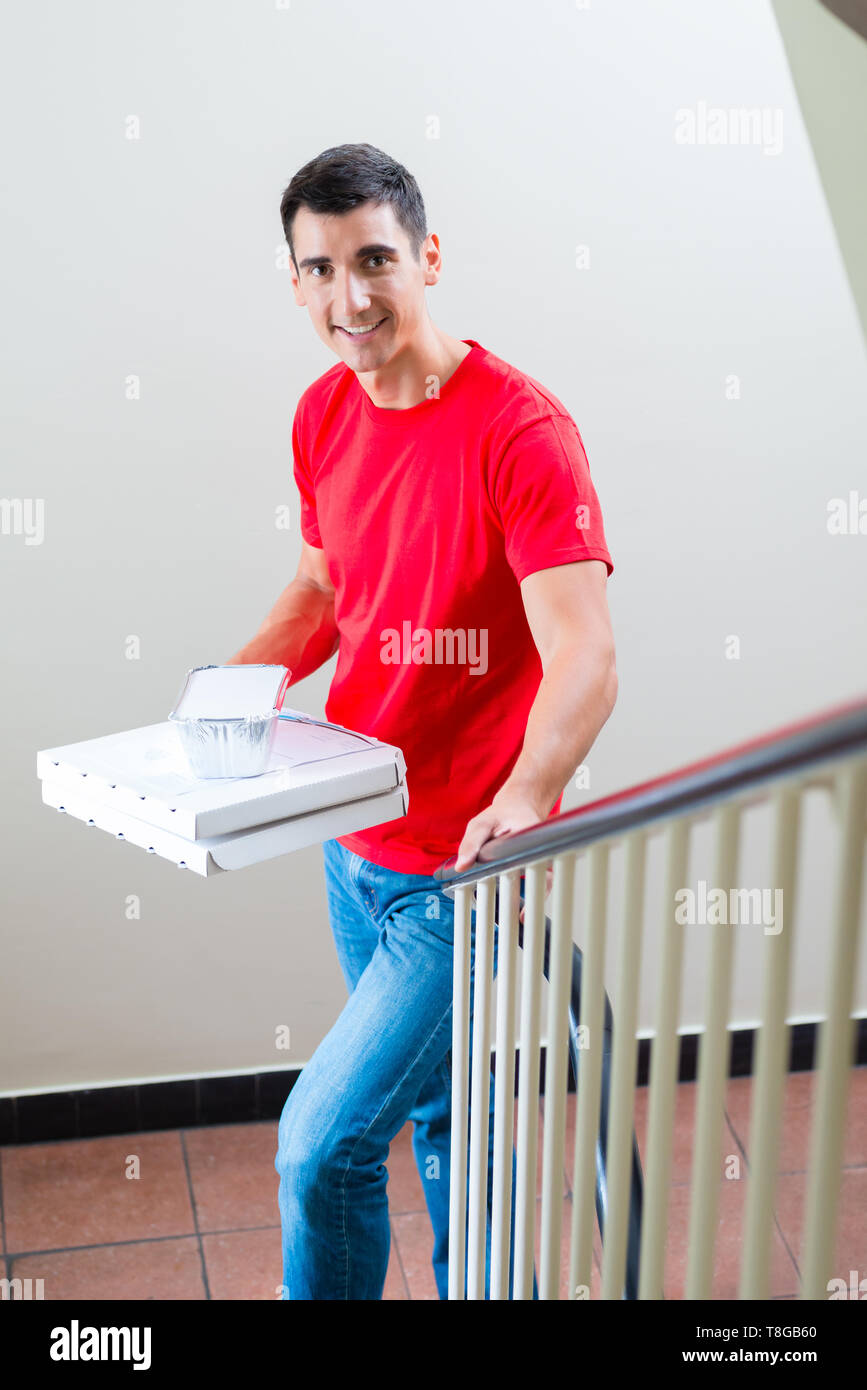 Food delivery man hi-res stock photography and images - Alamy