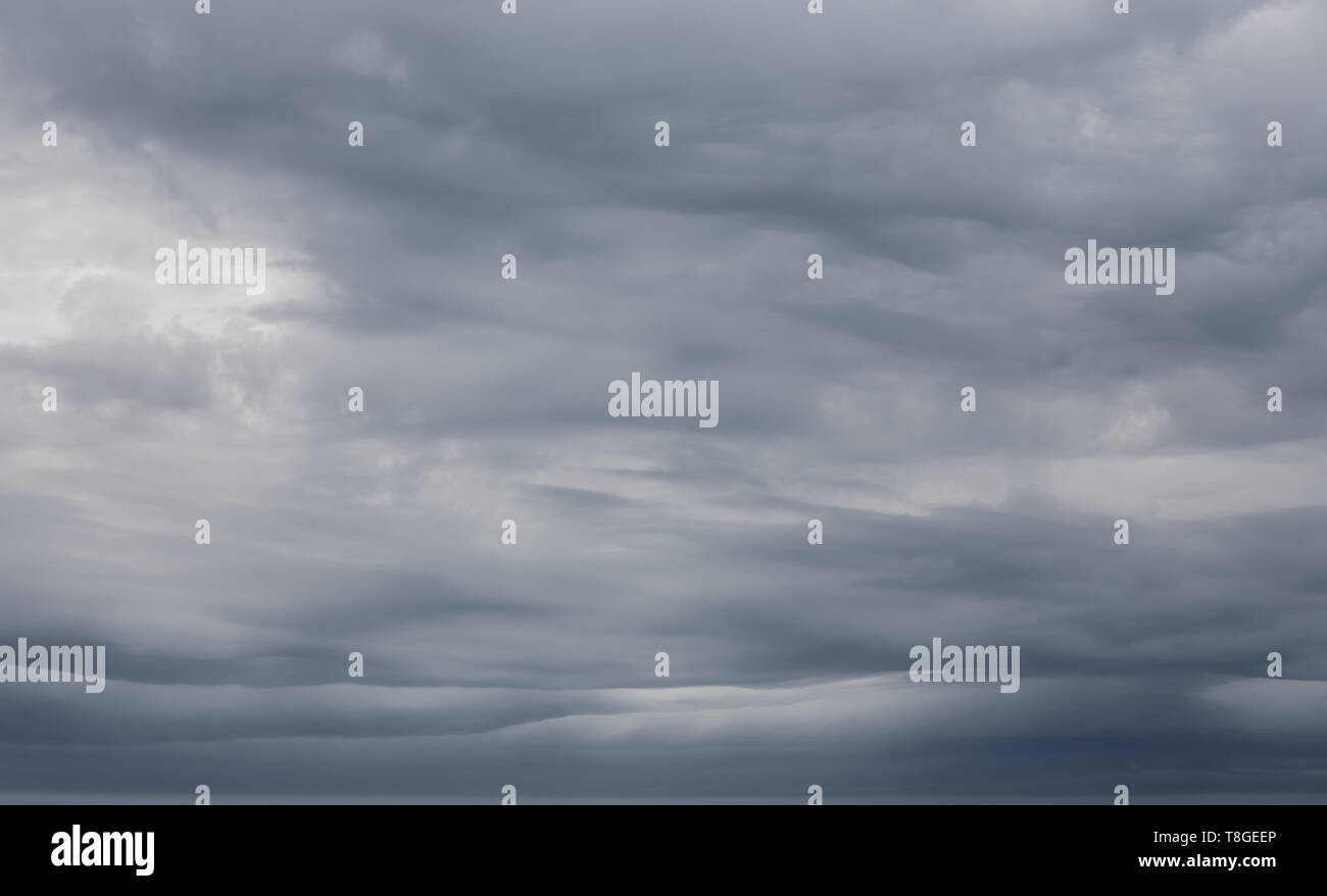 Sky background with dramatic dark clouds. Sky texture photo with storm ...