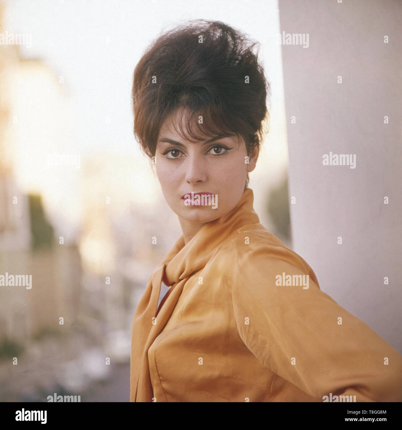 Italian actress 1960s hi-res stock photography and images - Alamy