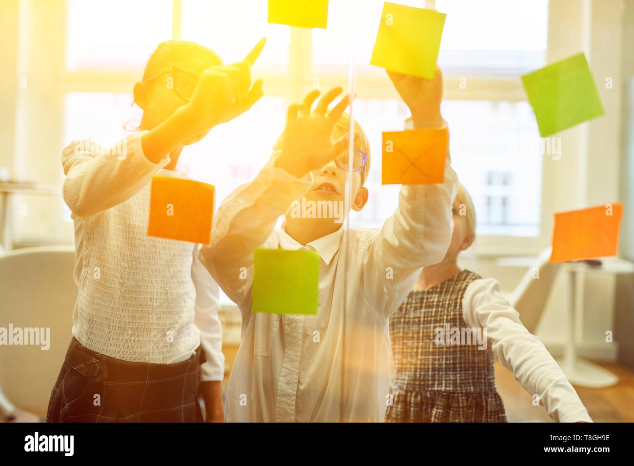 Kids brainstorming notes hi-res stock photography and images - Alamy