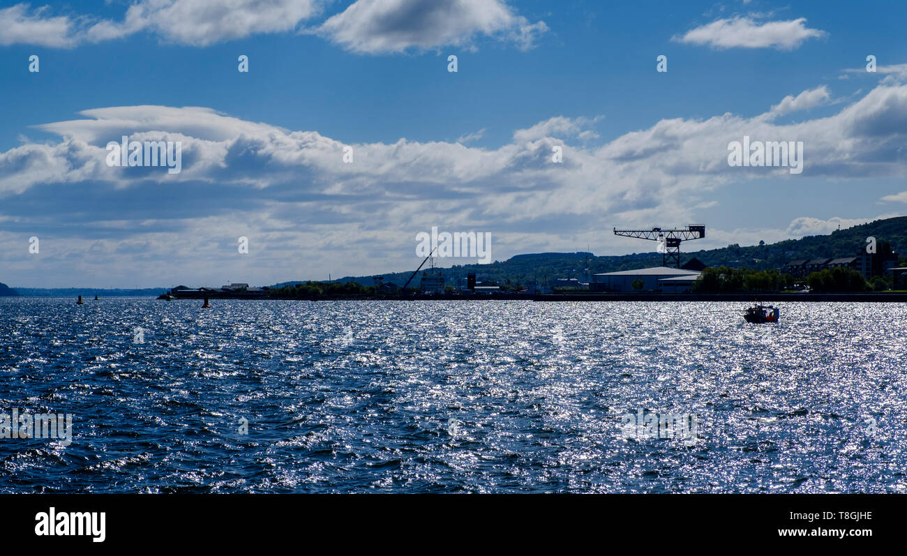 Cranes river clyde hi-res stock photography and images - Alamy