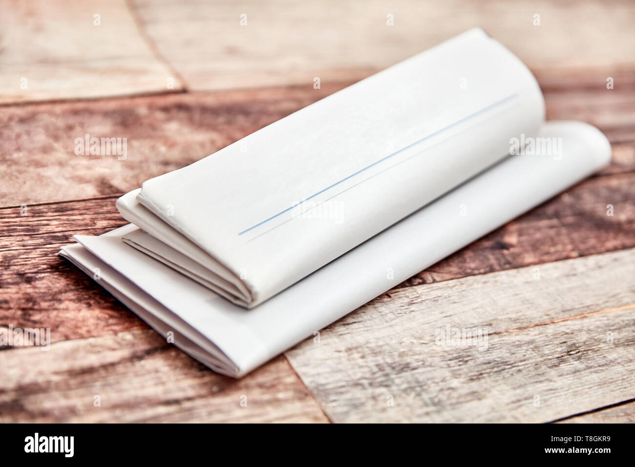 Newspaper blank hi-res stock photography and images - Alamy