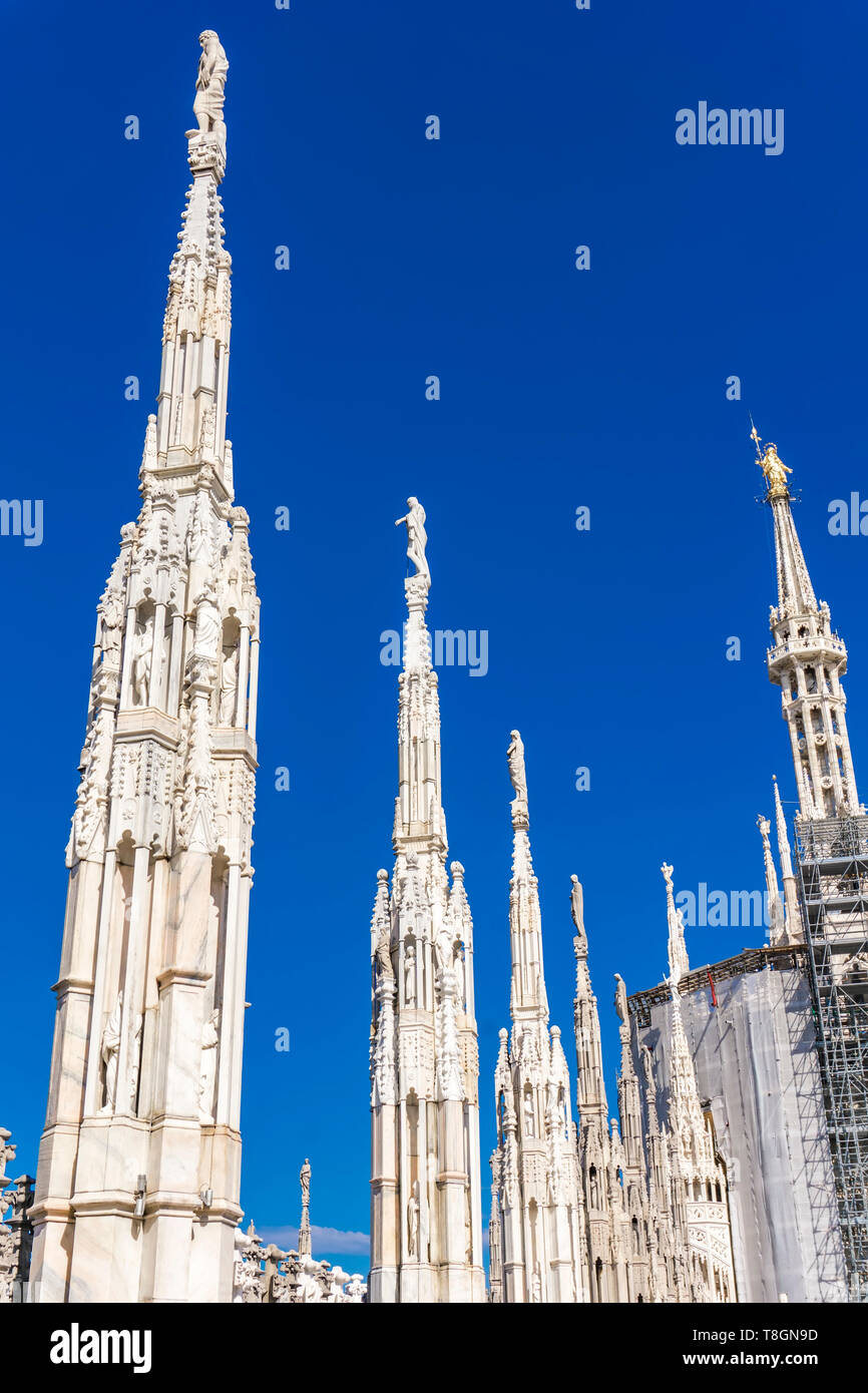 Gothic rooftop terraces of Milan Duomo in Italy Stock Photo - Alamy