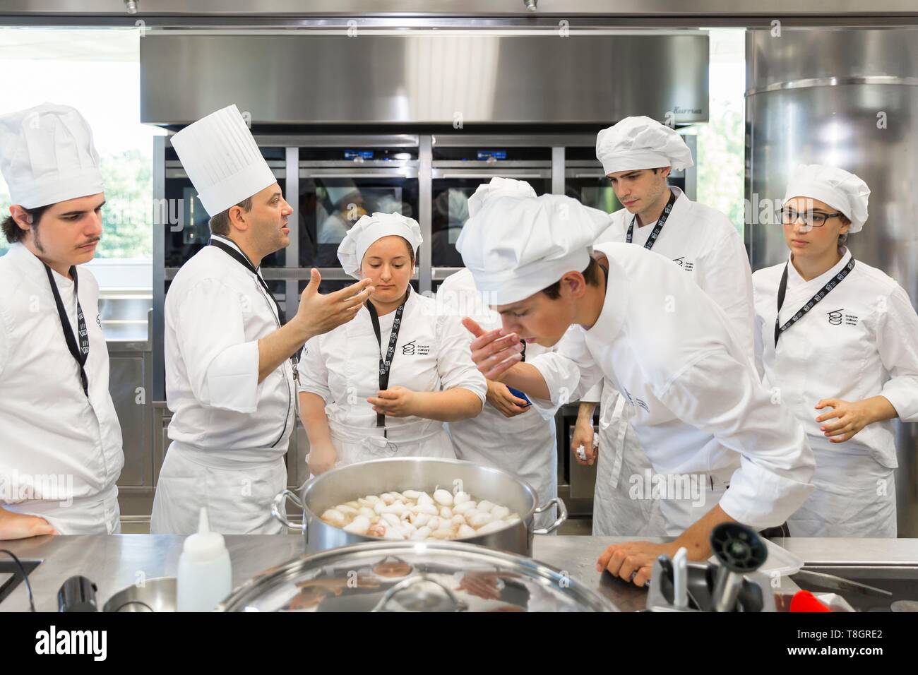 Basque culinary center hi-res stock photography and images - Alamy