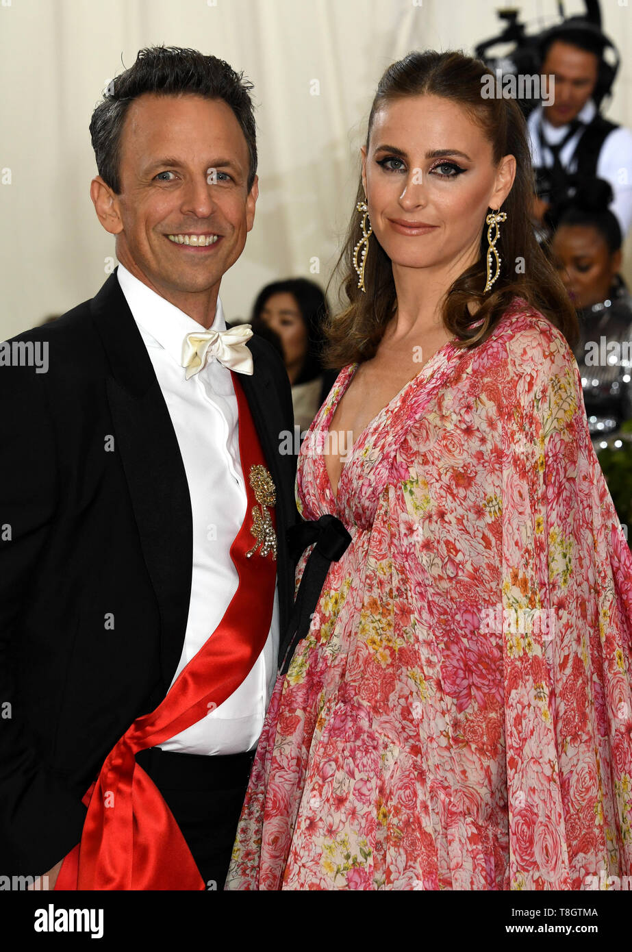 Seth Meyers (left) and Alexi Ashe attending the Metropolitan Museum of ...
