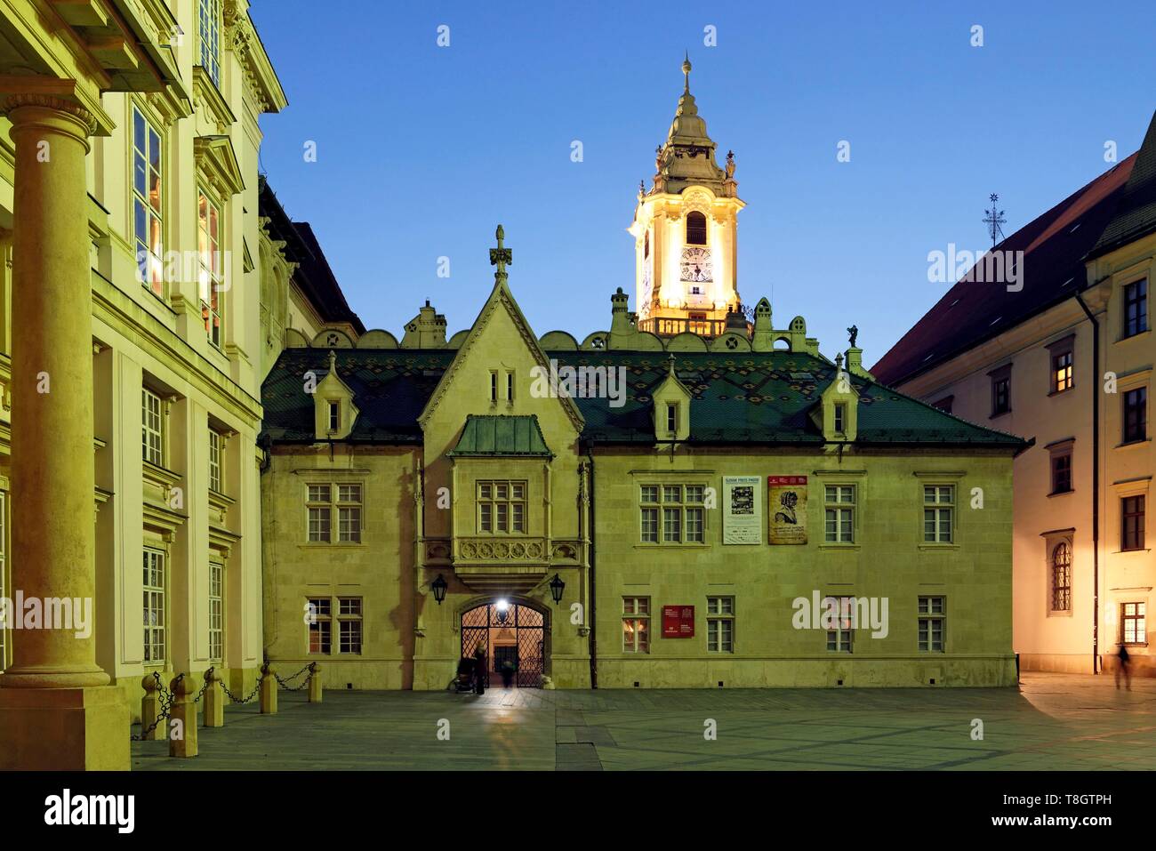 Tower at batthyany square hi-res stock photography and images - Alamy