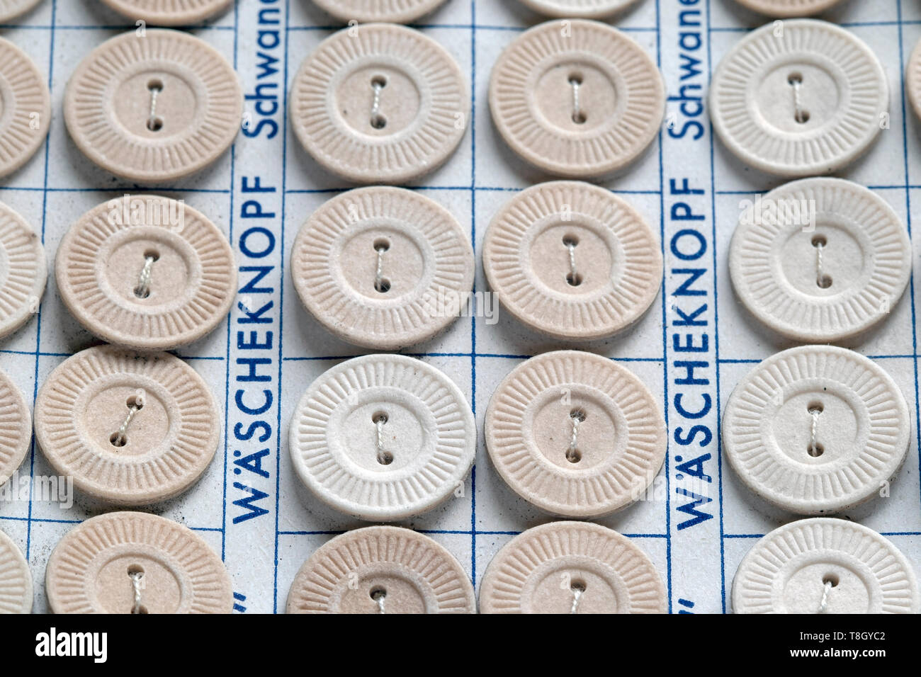 Retro button hi-res stock photography and images - Alamy