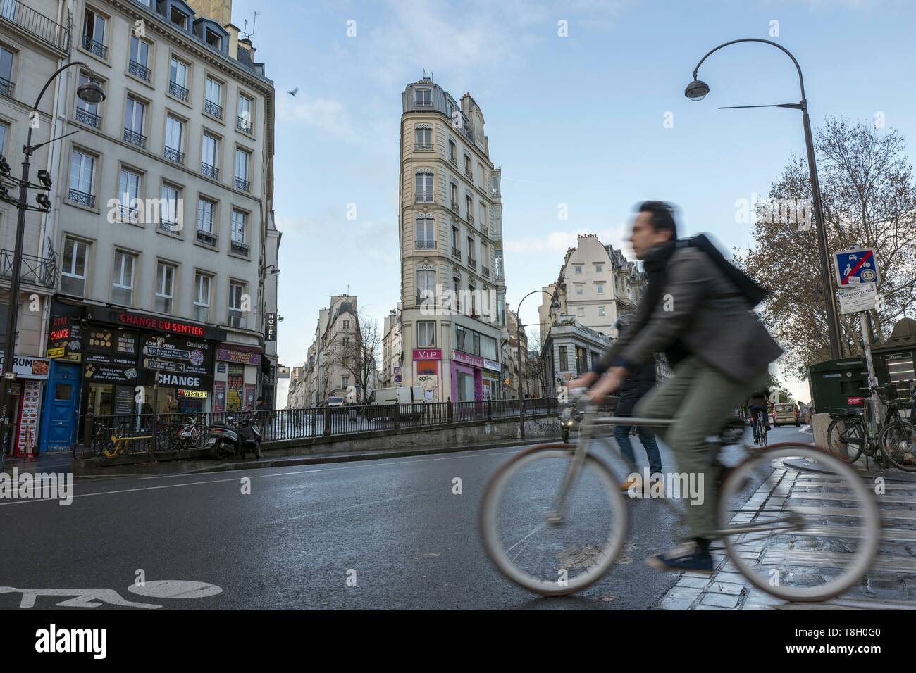 Les grands boulevards paris hi-res stock photography and images - Alamy