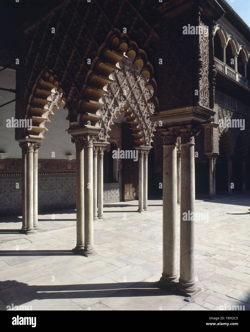PALACIO DEL REY DON PEDRO - PATIO DE LAS DONCELLAS - SIGLO XIV ...