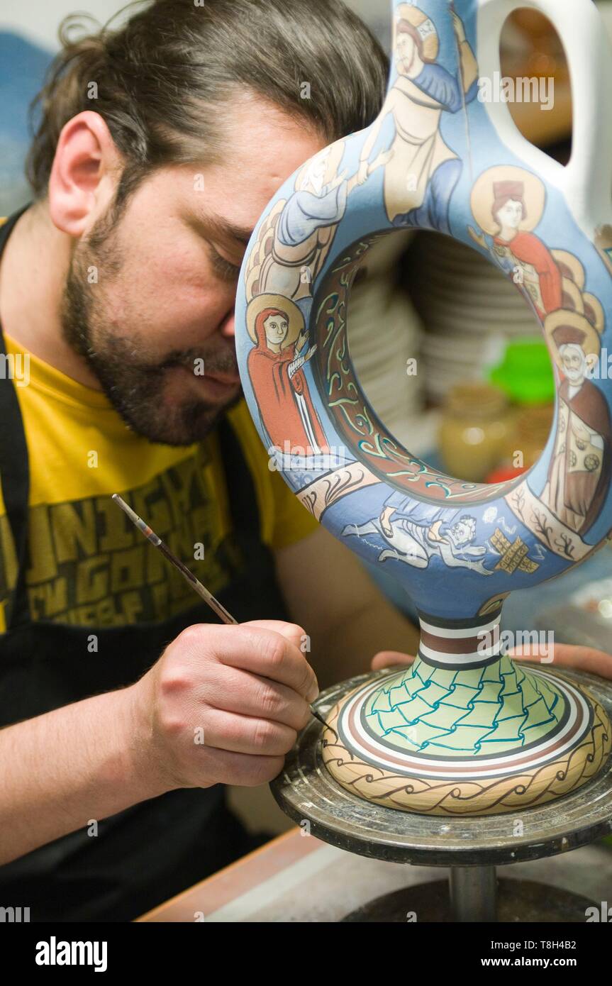 Guray seramik hi-res stock photography and images - Alamy