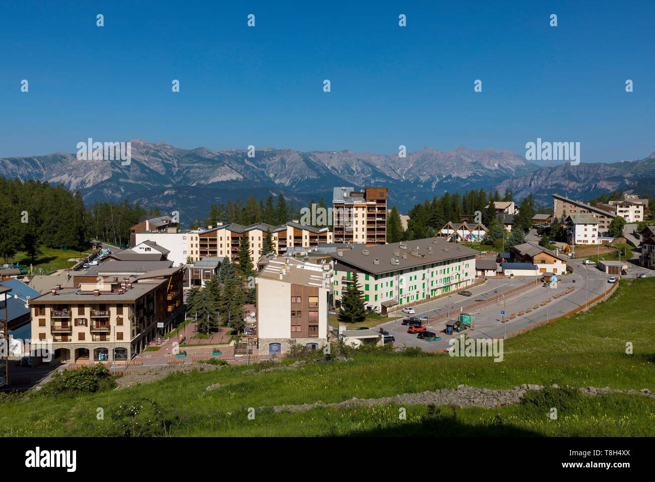 Valberg ski resort hi-res stock photography and images - Alamy