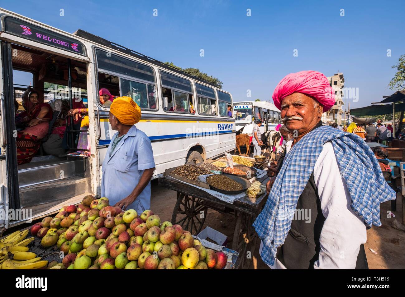 India, Rajasthan, Pushkar, holy city for Hindus, bus station Stock ...
