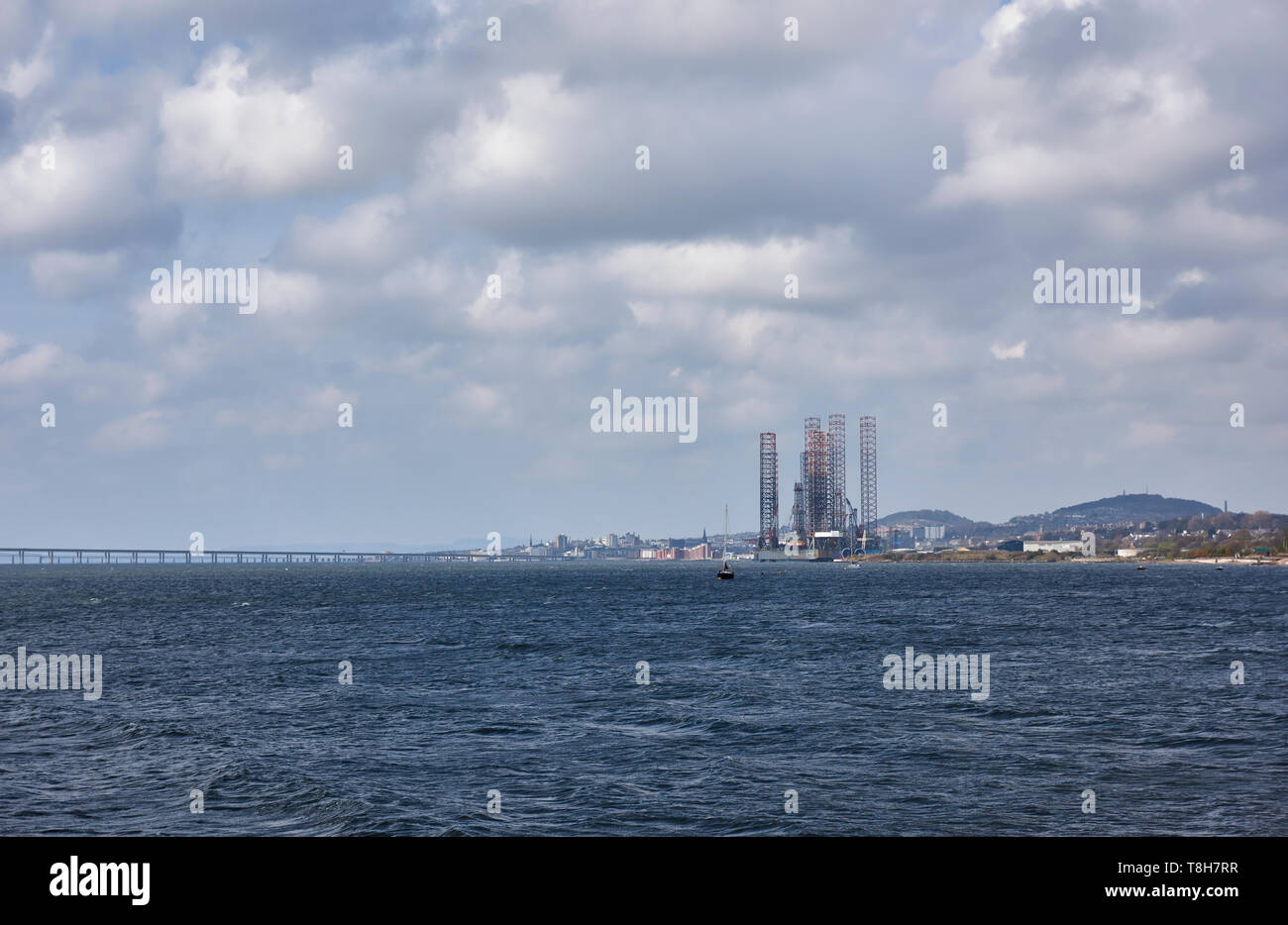 Tay rail bridge in distance hi-res stock photography and images - Alamy