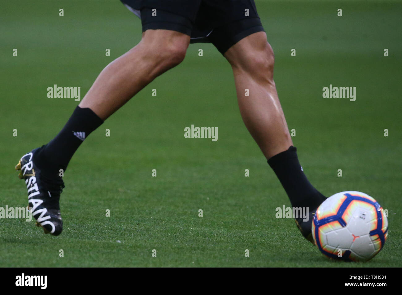 Soccer shose hi-res stock photography and images - Alamy