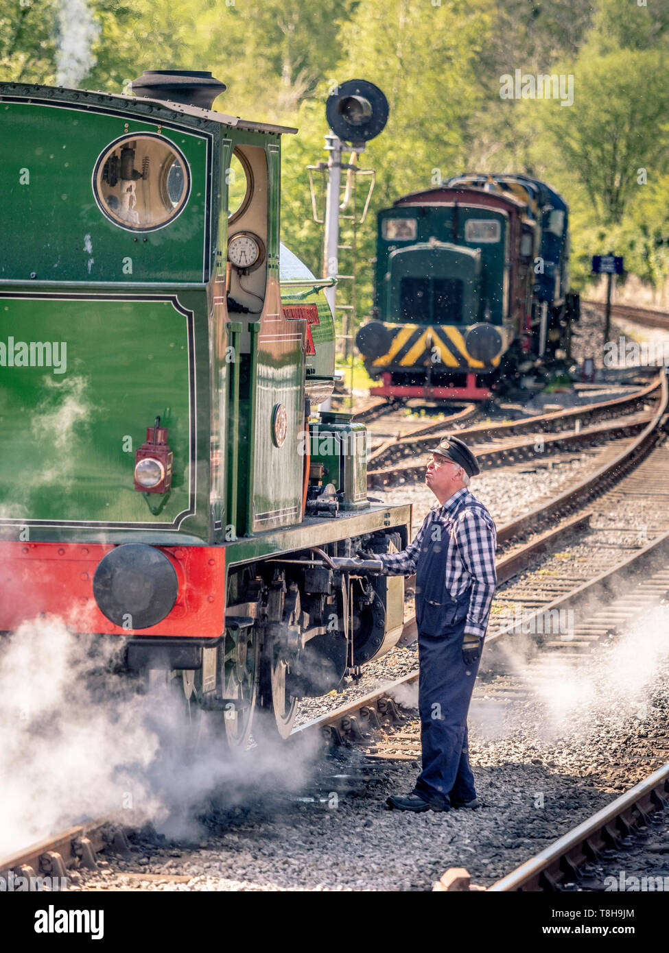 Steam train buffers steam railway hi-res stock photography and images ...