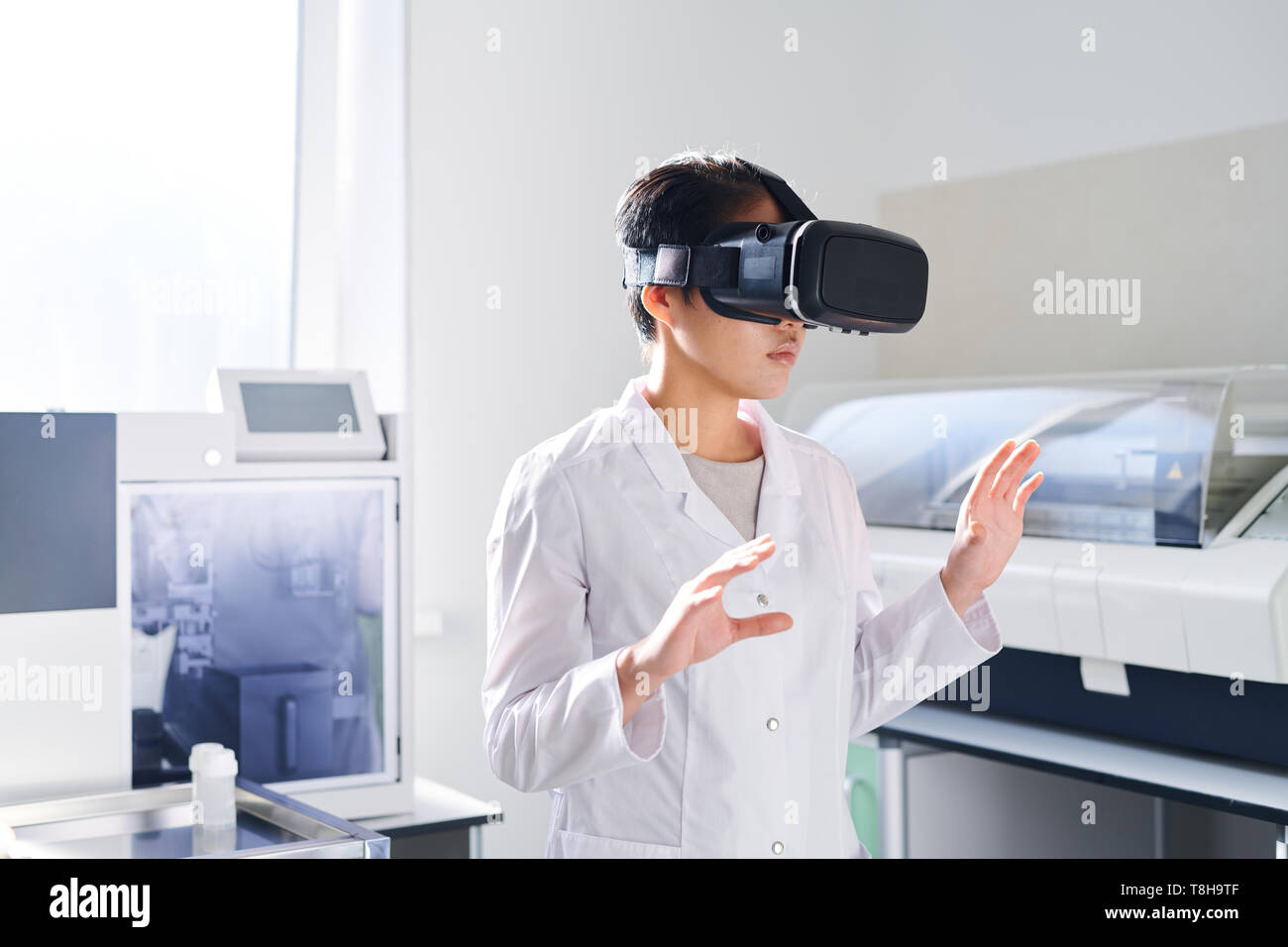 Simulation laboratory hi-res stock photography and images - Alamy