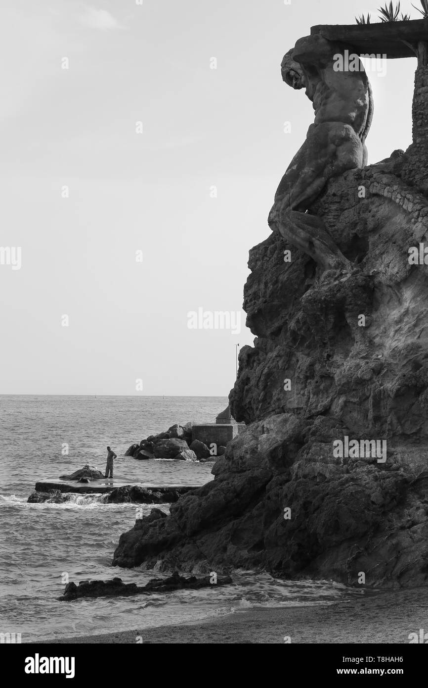 Monterosso neptune giant statue Black and White Stock Photos & Images ...