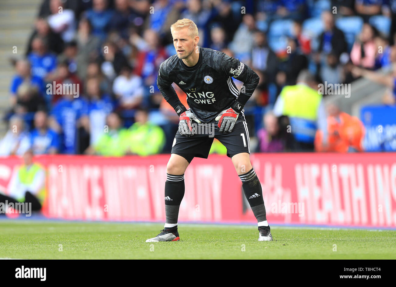Leicester City goalkeeper Kasper Schmeichel Stock Photo - Alamy