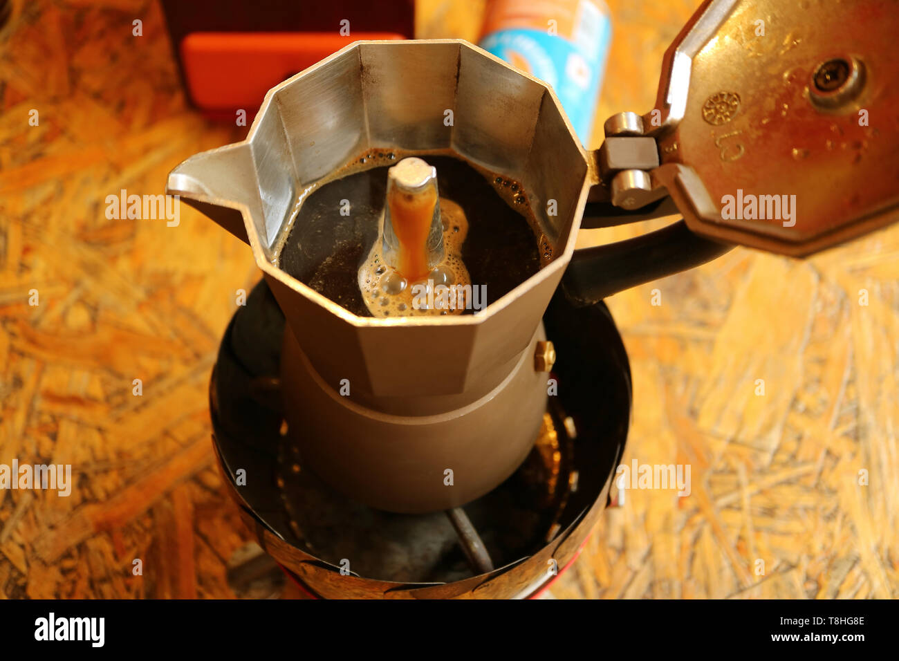 Moka pot coffee making hi-res stock photography and images - Alamy