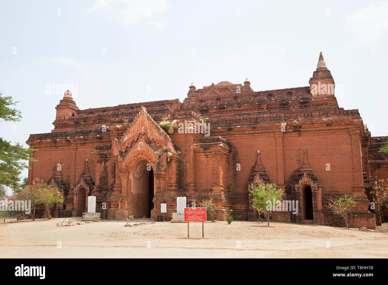 Old bagan temple hi-res stock photography and images - Alamy