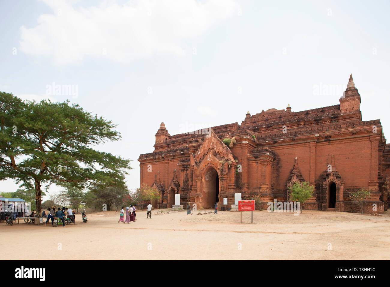 Old bagan temple hi-res stock photography and images - Alamy