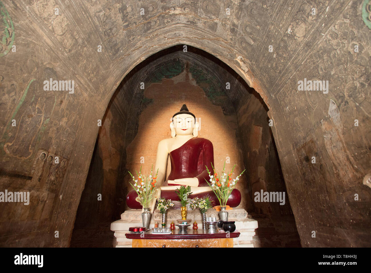 Nara Thihapataetemple, Old Bagan village area, Mandalay region, Myanmar ...