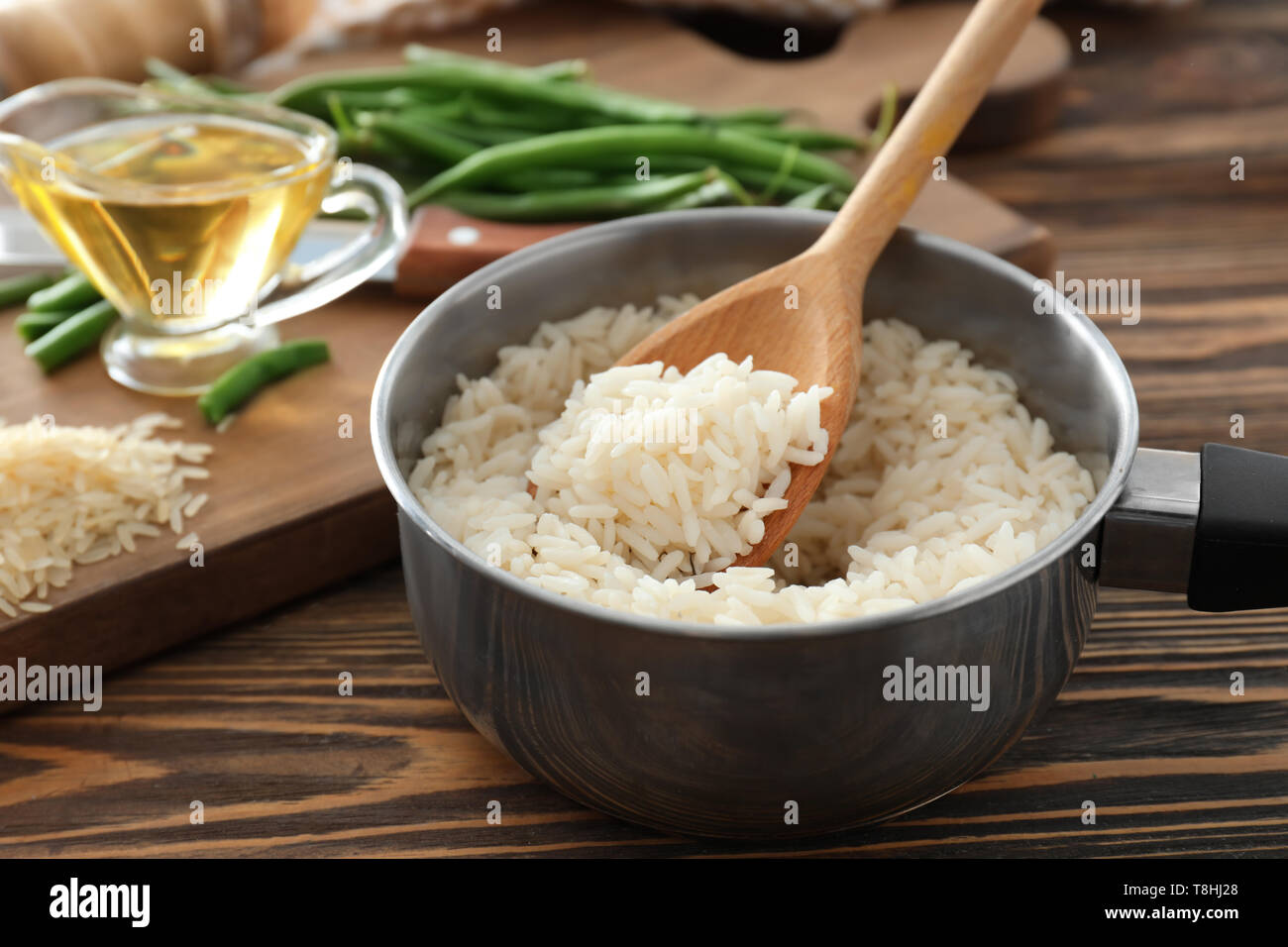 Saucepan boiling rice hi-res stock photography and images - Alamy