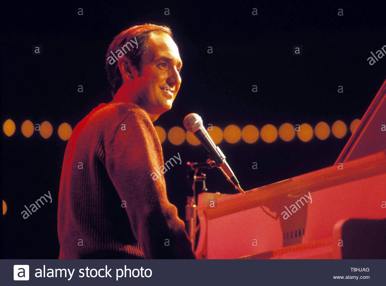 Neil Sedaka Stock Photos & Neil Sedaka Stock Images - Alamy