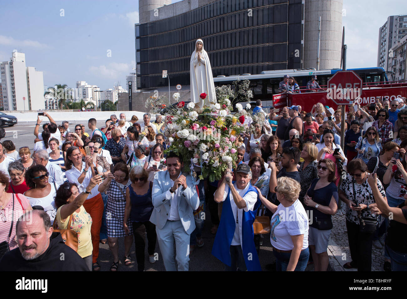 Sao Paulo, Brazil. 13th May, 2019. Faithful celebrate the day of Our ...