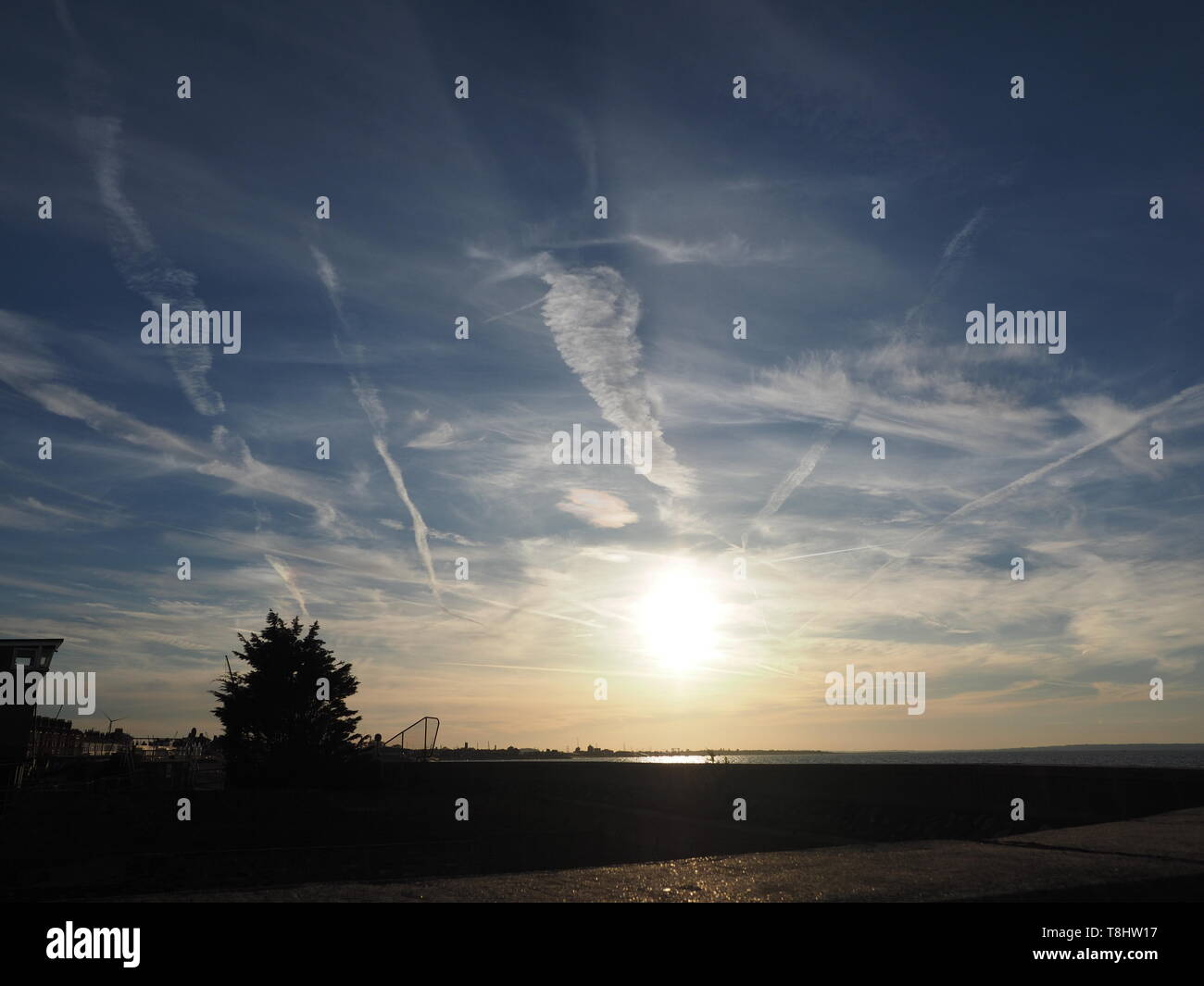 Faint sun halo hi-res stock photography and images - Alamy