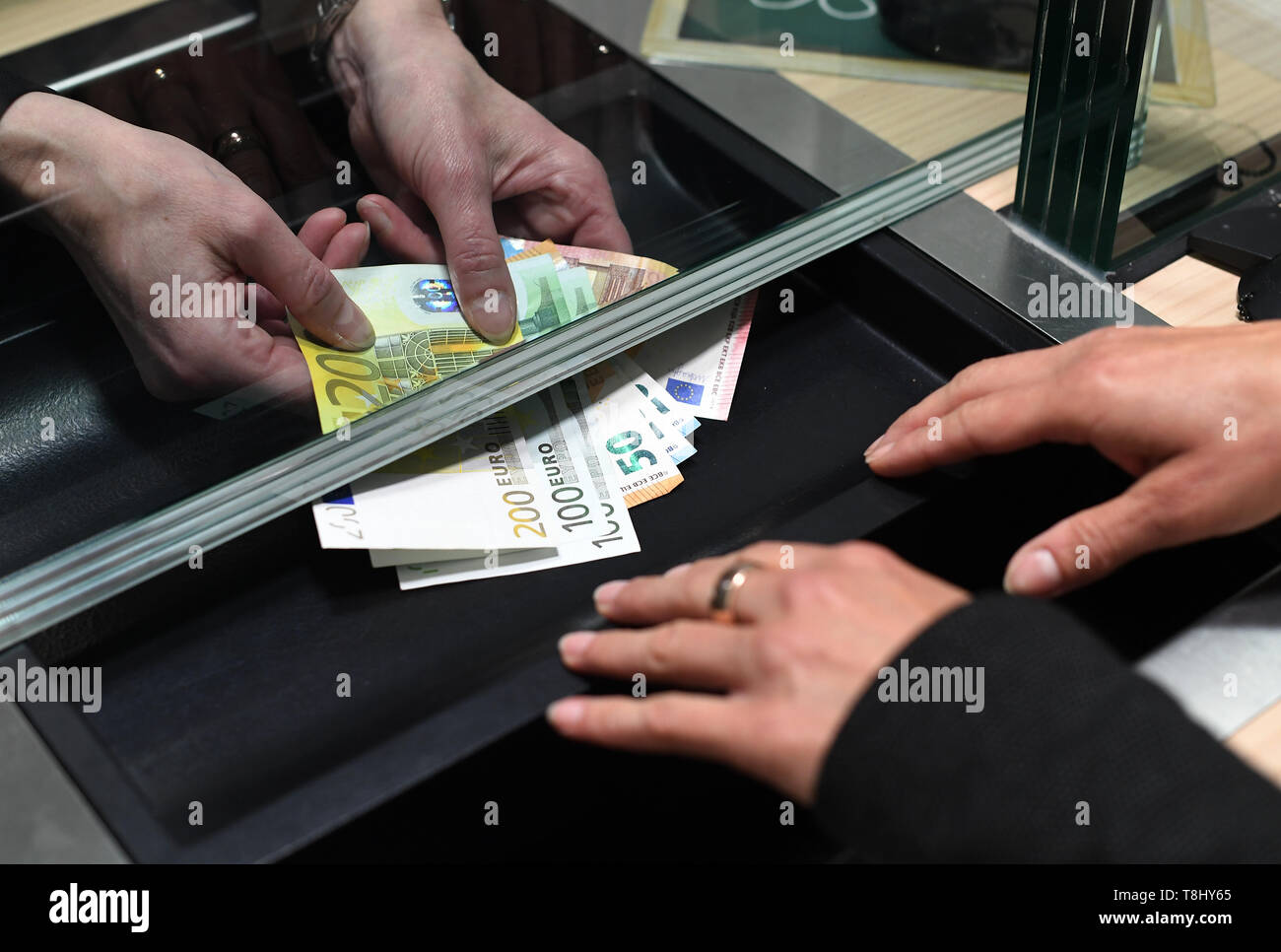 Bank counter germany hi-res stock photography and images - Alamy