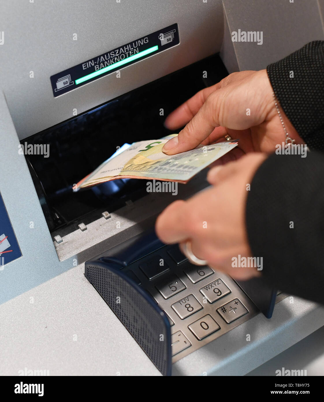 Bank counter germany hi-res stock photography and images - Alamy