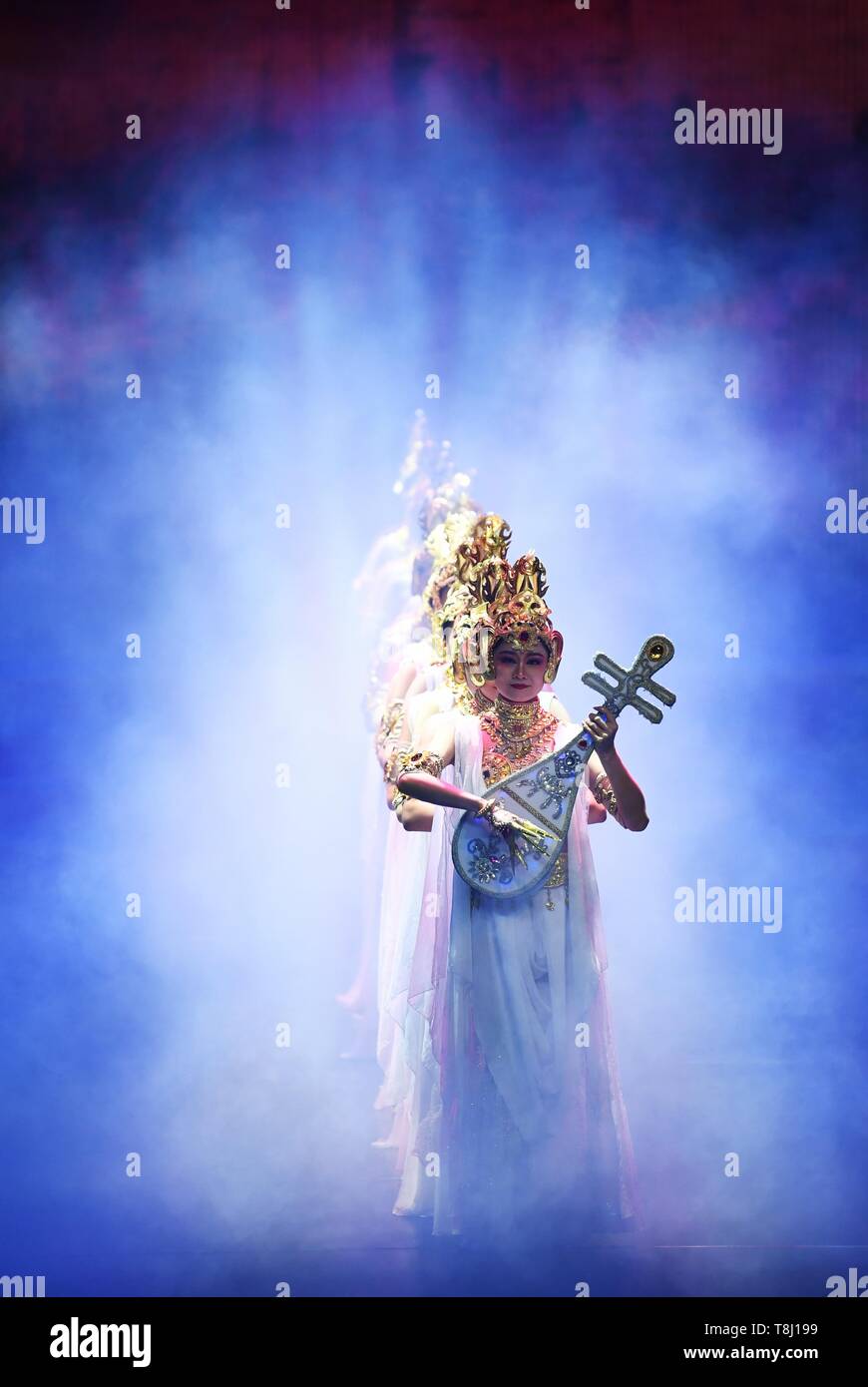 Traditional dances and musical instruments hi-res stock photography and ...