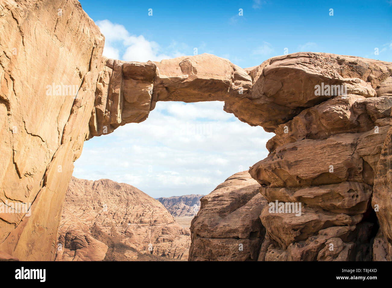 Stone bridge in desert, Wadi Rum, Jordan Stock Photo - Alamy