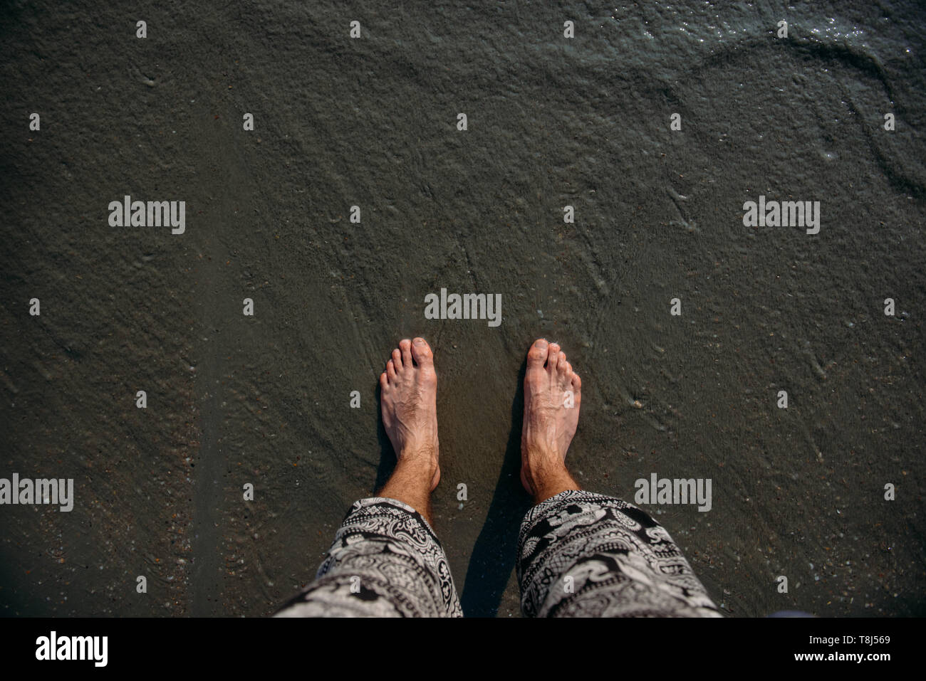 Human feet hi-res stock photography and images - Alamy