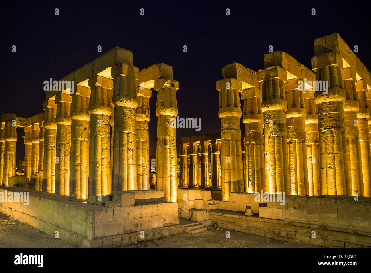 Amenhotep III colonnade at night, Luxor, Egypt Stock Photo - Alamy