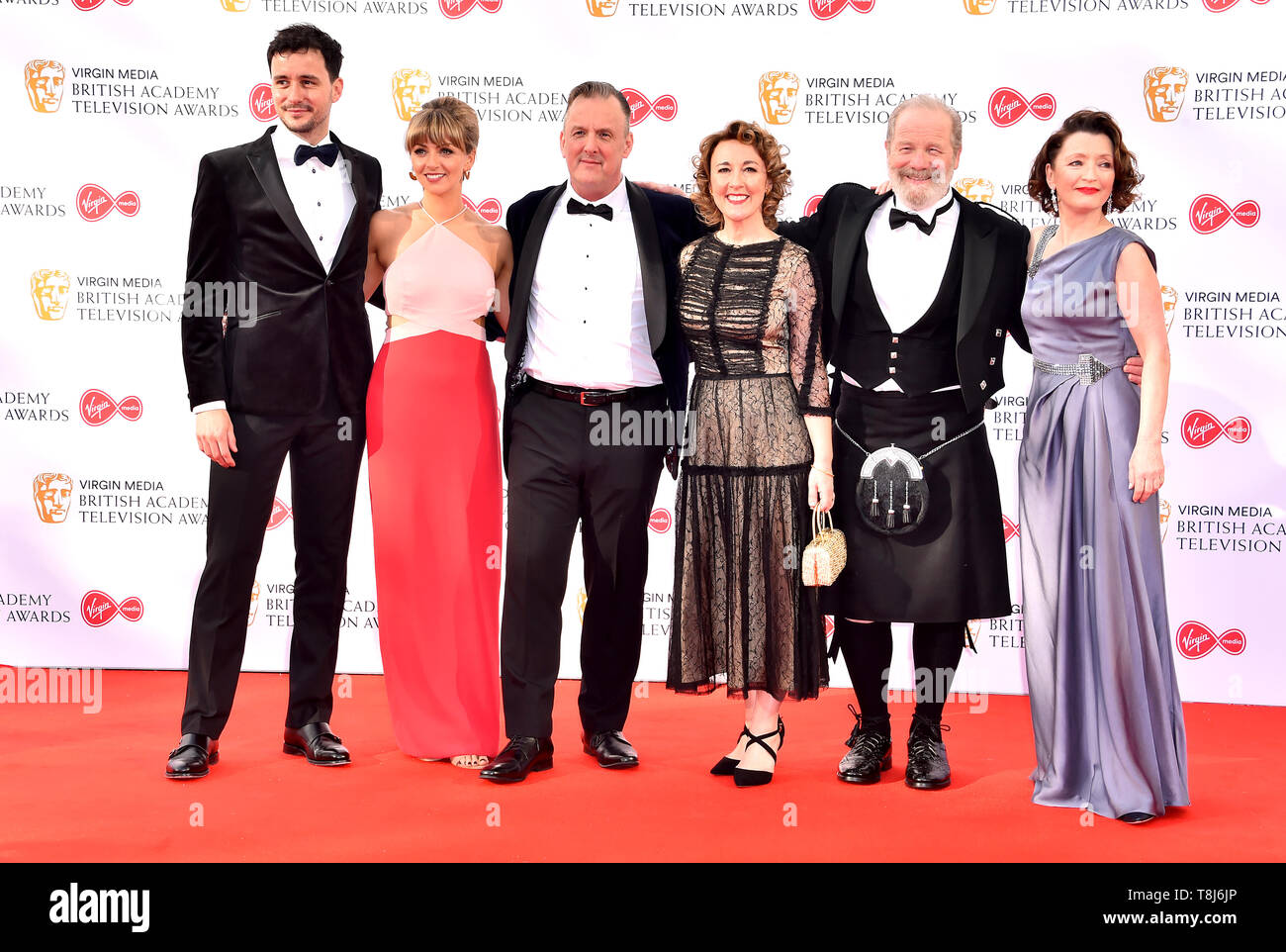 The cast of Mum Stock Photo - Alamy