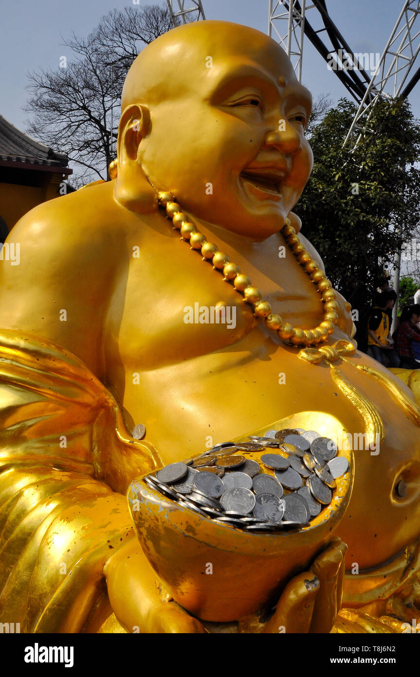 Chinese temple Buddha Stock Photo - Alamy