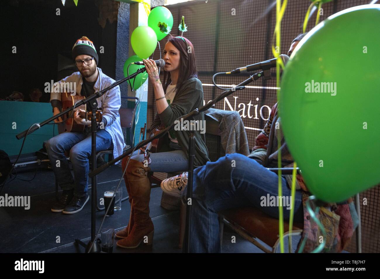 Ireland Woman Musician High Resolution Stock Photography and Images - Alamy