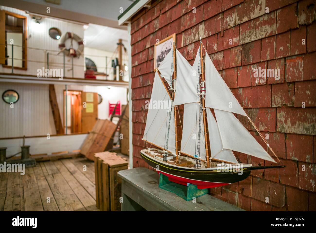 Biggest ship model hi-res stock photography and images - Alamy