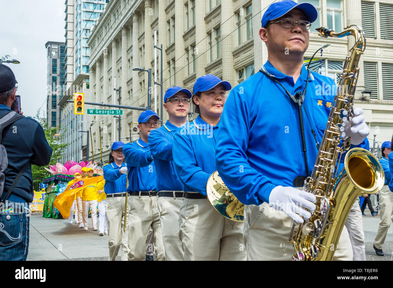 Falun Dafa, also known as Falun Gong, practitioners in the Divine Land ...
